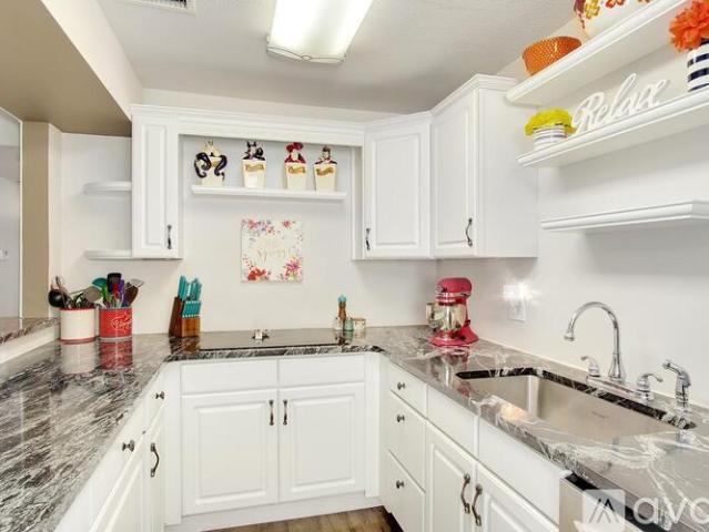 2 BR, 2 BA Apartment 7303 S Xenia Ct, Unit C, Centennial, CO 80112