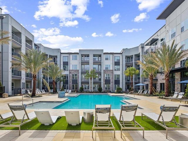 2 BR, 2 BA Apartment 7311 Baymeadows Way Unit 223, Jacksonville, FL 32256
