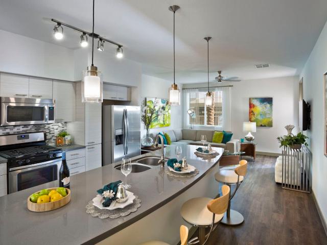 2 BR, 2 BA Apartment 7340 E Legacy Blvd Unit P3006, Scottsdale, AZ 85255