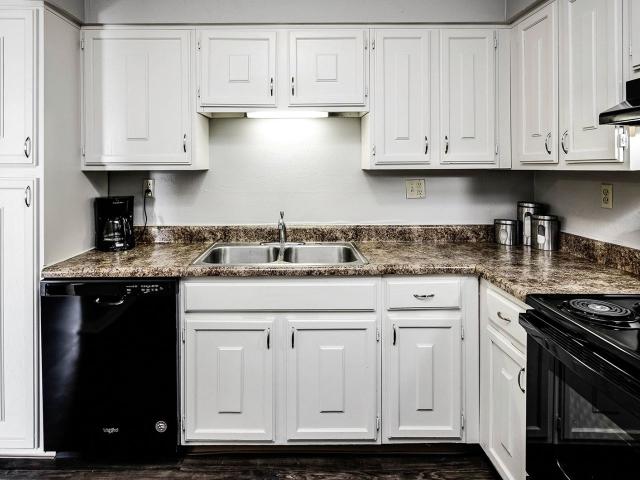 2 BR, 2 BA Apartment 7347 Grant Street Unit 2115 12, Omaha, NE 68134