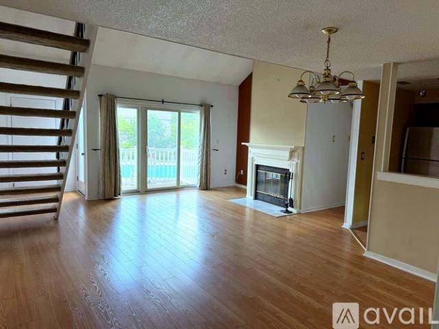 2 BR, 2 BA Apartment 8408 Tamarron Dr, Unit 8408, Plainsboro Township, NJ 08536