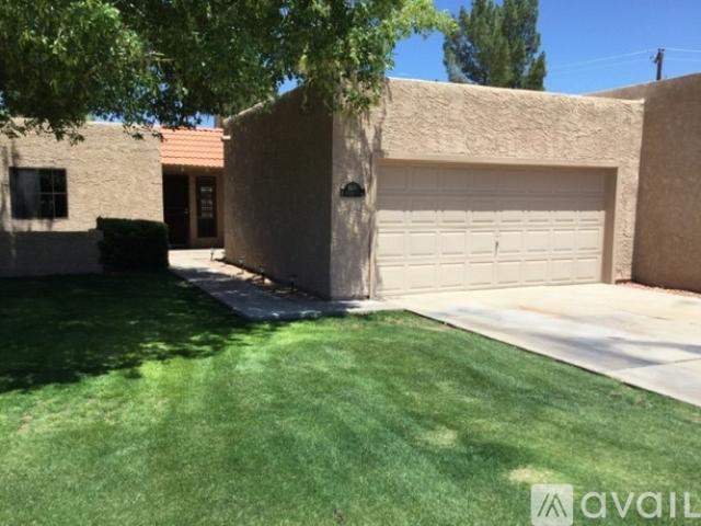 2 BR, 2 BA Apartment 8460 East Malcomb Drive, Unit Malcomb, Scottsdale, AZ 85250