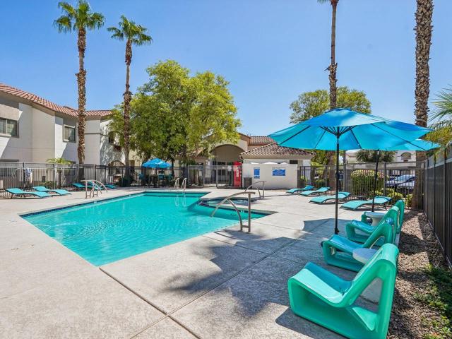 2 BR, 2 BA Apartment 8550 West McDowell Road Unit 117, Phoenix, AZ 85037
