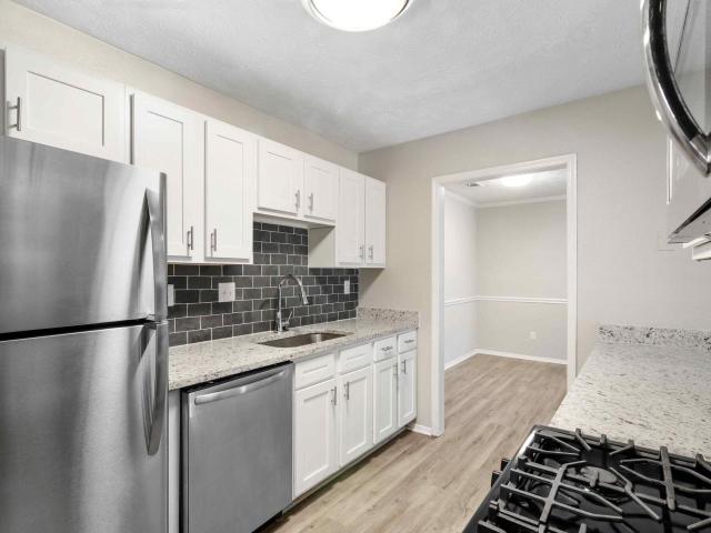 2 BR, 2 BA Apartment 8600 Roberts Drive Unit 1205, Atlanta, GA 30350