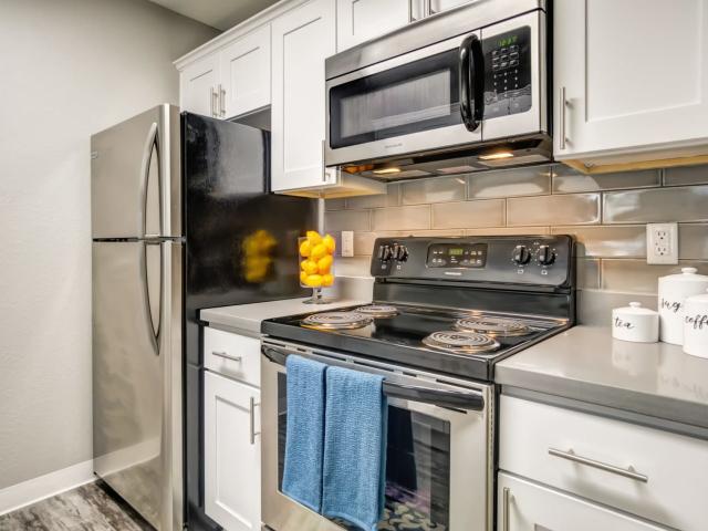 2 BR, 2 BA Apartment 862 Campus Drive Unit E321, Daly City, CA 94015
