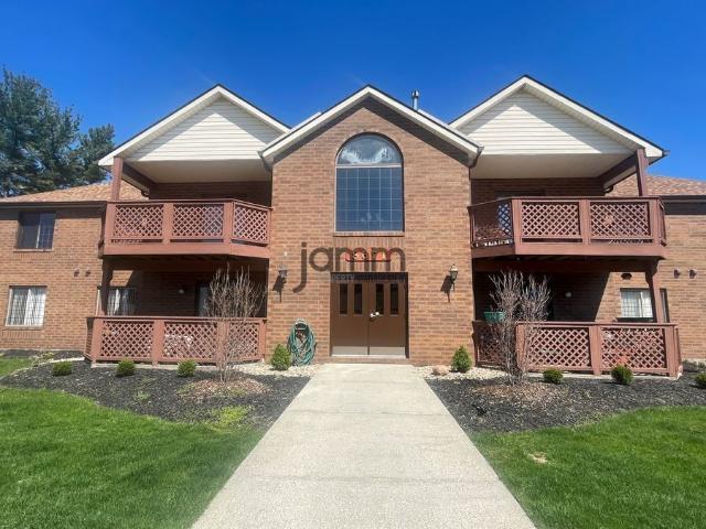 2 BR, 2 BA Apartment 8671 Scenic View Dr, Broadview Heights, OH 44147