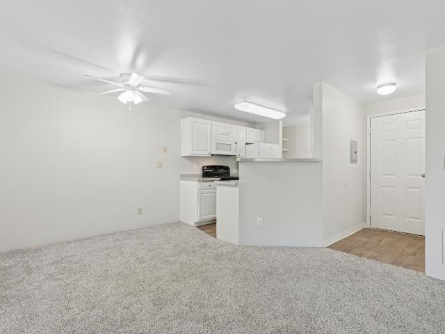 2 BR, 2 BA Apartment 8710 5th Avenue West Unit A103, Everett, WA 98204