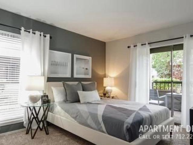 2 BR, 2 BA Apartment 8733 Point Park DrÂ, Houston, TX 77095