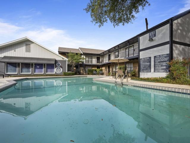 2 BR, 2 BA Apartment 8783 Ferndale Road Unit 0251, Dallas, TX 75238
