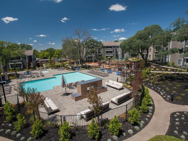 2 BR, 2 BA Apartment 8800 Sierra College Boulevard Unit 2 beds, 2 baths, $2374, Roseville, CA 95661