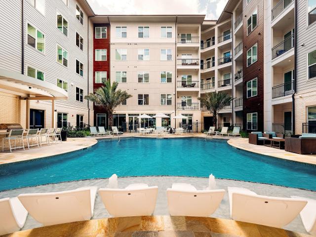 2 BR, 2 BA Apartment 8877 Frankway Dr Unit 2235, Houston, TX 77096