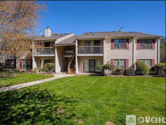 2 BR, 2 BA Apartment 88 Crabapple Lane, Unit 88, Franklin Township, NJ 08823