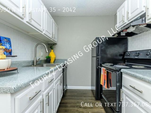 2 BR, 2 BA Apartment 8900 N Interstate 35, Austin, TX 78753