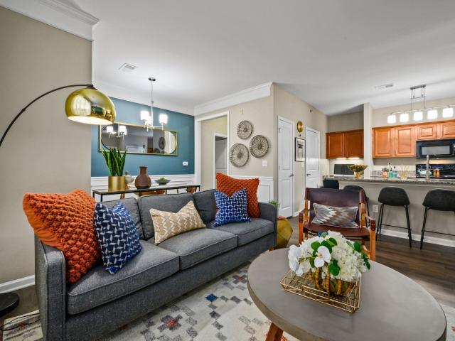 2 BR, 2 BA Apartment 8940 North Shannon Avenue Unit 01 206, Kansas City, MO 64153