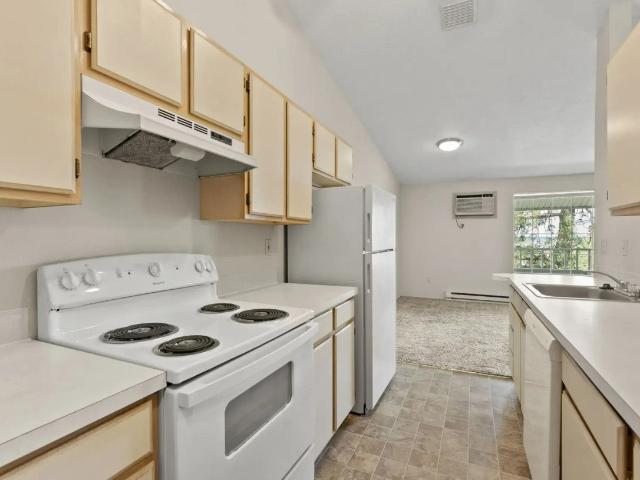 2 BR, 2 BA Apartment 803 S Cowley Unit C43, Spokane, WA 99202
