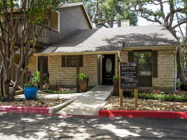 2 BR, 2 BA Apartment 8001 State Highway 71 Unit B105, Austin, TX 78735