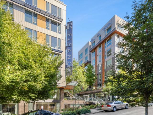 2 BR, 2 BA Apartment 800 NE 67th St Unit 342, Seattle, WA 98115