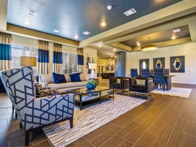 2 BR, 2 BA Apartment 8015 W Camp Wisdom Rd Unit 2301, Dallas, TX 75236