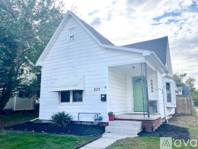 2 BR, 2 BA Apartment 802 Wright Avenue, Toledo, OH 43609
