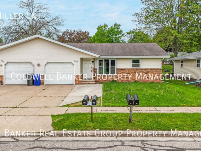 2 BR, 1 BA Apartment 807 Miller Ln, Kaukauna, WI 54130