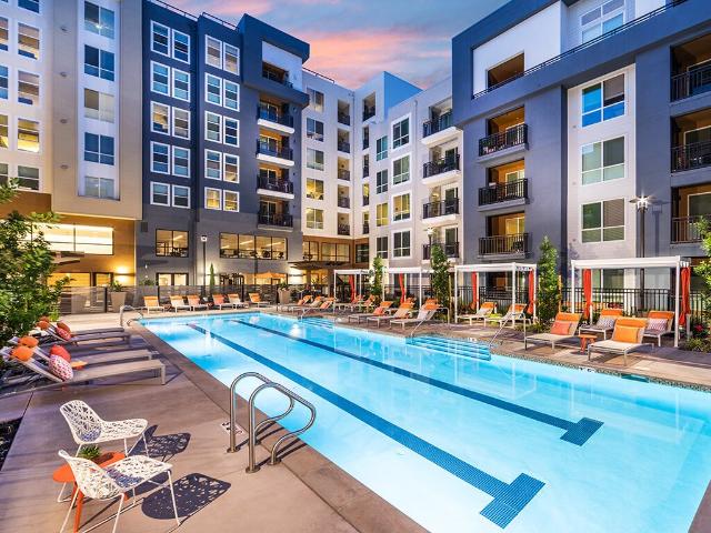 2 BR, 2 BA Apartment 808 W San Carlos St Unit 371, San Jose, CA 95126