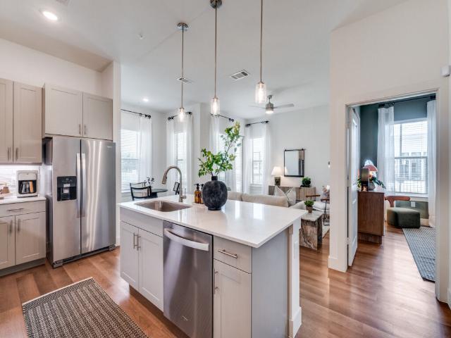 2 BR, 2 BA Apartment 8100 Brewer Boulevard Unit 6314, Fort Worth, TX 76123