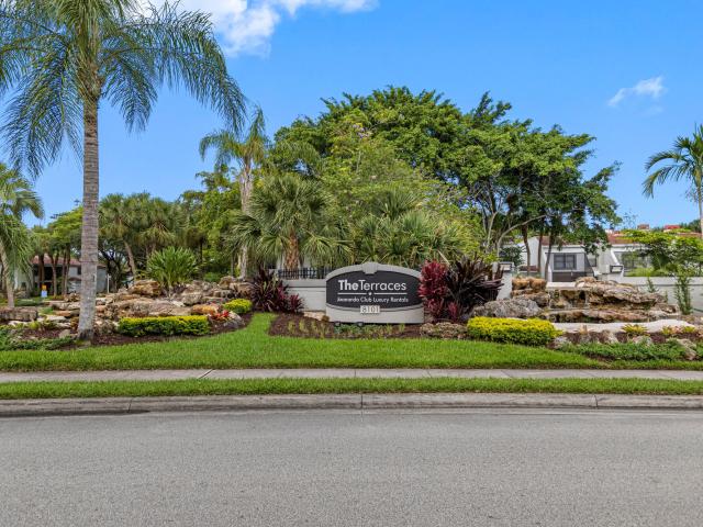 2 BR, 2 BA Apartment 8101 Northwest 14th Street Unit 20 1357, Fort Lauderdale, FL 33322
