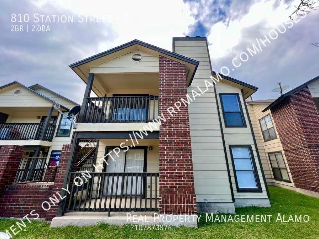 2 BR, 2 BA Apartment 810 Station Street, San Antonio, TX 78109
