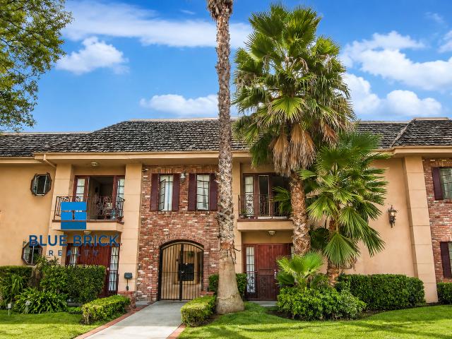 2 BR, 2 BA Apartment 8145 Langdon Ave, Van Nuys, CA 91406