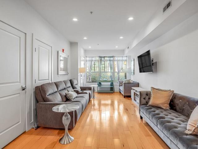 2 BR, 2 BA Apartment 816 Kennedy St NW, Washington, DC 20001