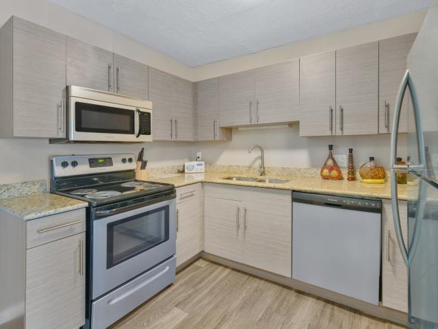2 BR, 2 BA Apartment 8288 Wooster Pike Unit 831006, Cincinnati, OH 45227