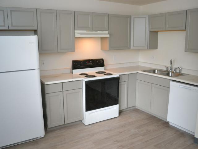 2 BR, 2 BA Apartment 82 Blackburn Lane 82, Pueblo, CO 81001