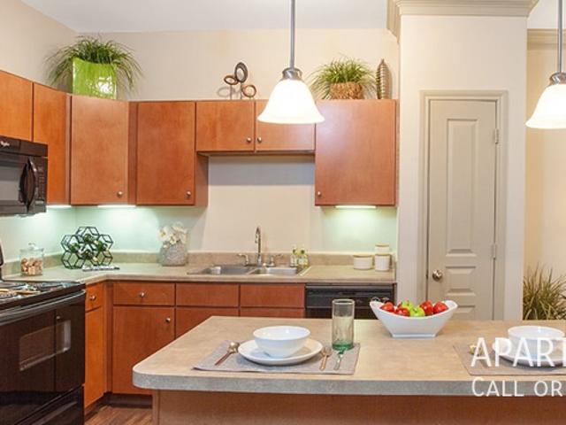 2 BR, 2 BA Apartment 8336 N Sam Houston Pkwy E Aparrmt 9101, Humble, TX 77396