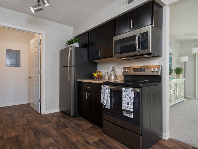2 BR, 2 BA Apartment 940 S Cedar St Unit 572 7, Mason, MI 48854