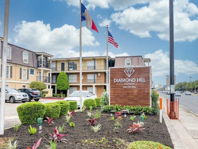 2 BR, 2 BA Apartment 9411 Westheimer Road Unit 214C, Houston, TX 77063