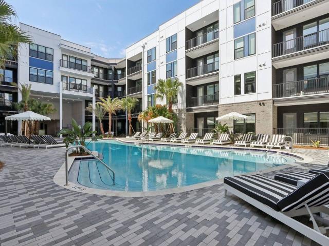 2 BR, 2 BA Apartment 944 Broadcast Place Unit 187, Jacksonville, FL 32207