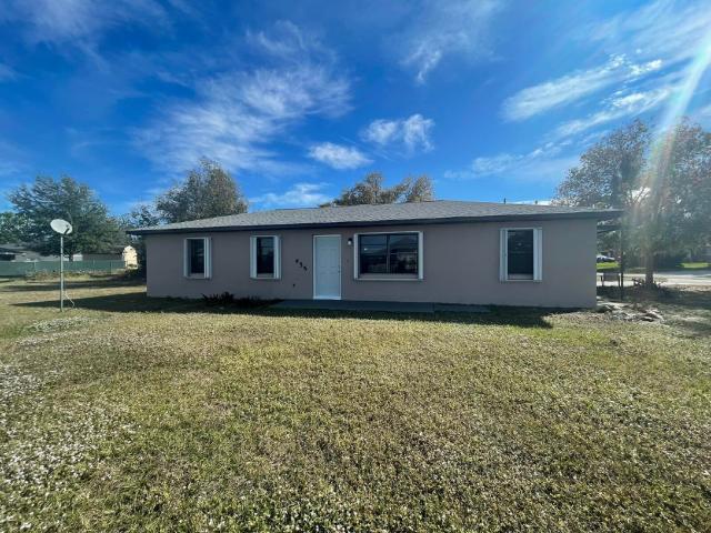 2 BR, 2 BA Apartment 955 Lake Dr E, Lake Placid, FL 33852