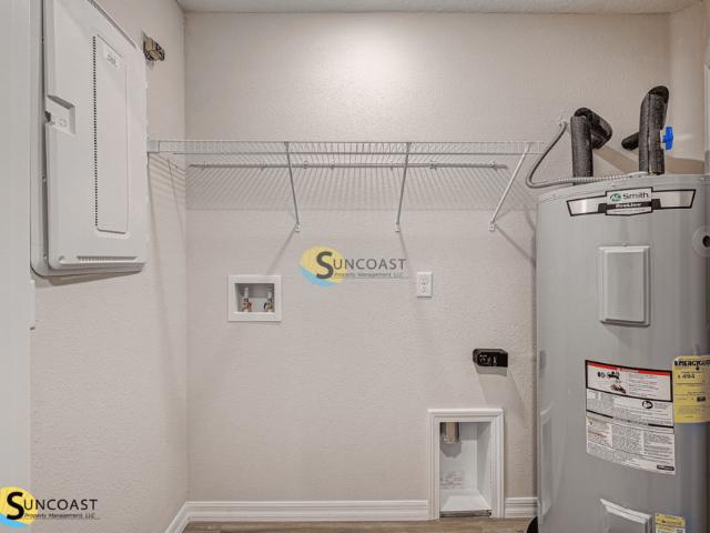 2 BR, 2 BA Apartment 9588 Hood Rd, Jacksonville, FL 32257