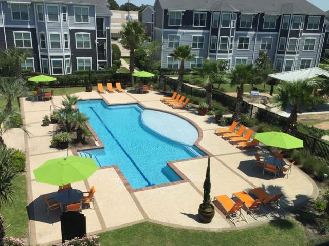 2 BR, 2 BA Apartment 9611 Grant Rd Unit 2412, Houston, TX 77070