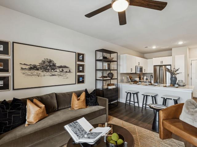 2 BR, 2 BA Apartment 961 Gateway Dr. Unit 04204, Prosper, TX 75078