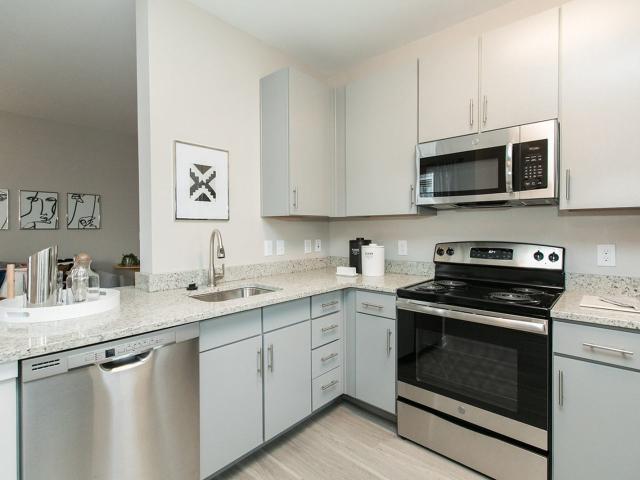2 BR, 2 BA Apartment 9621 Mill Centre Dr Unit 302, Owings Mills, MD 21117