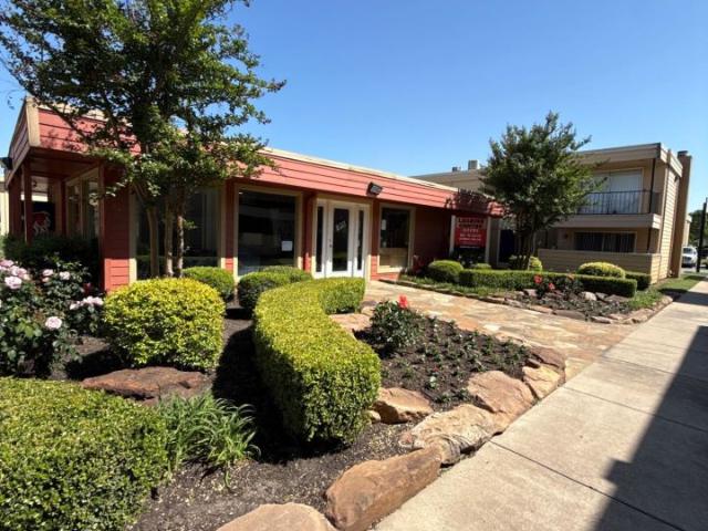 2 BR, 2 BA Apartment 9624 Rolling Rock Lane Unit 9615 110W, Dallas, TX 75238