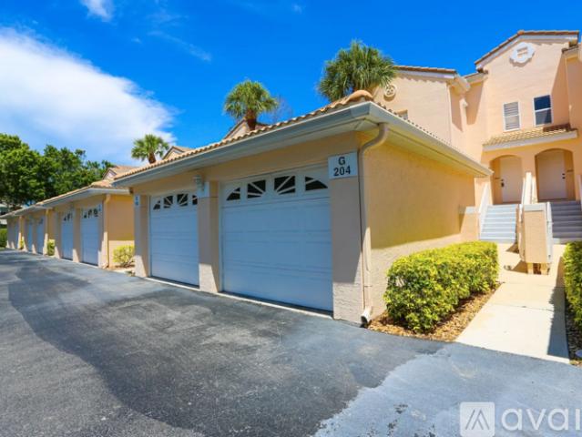 2 BR, 2 BA Apartment 966 Woodshire Ln, Unit G204, Naples, FL 34105