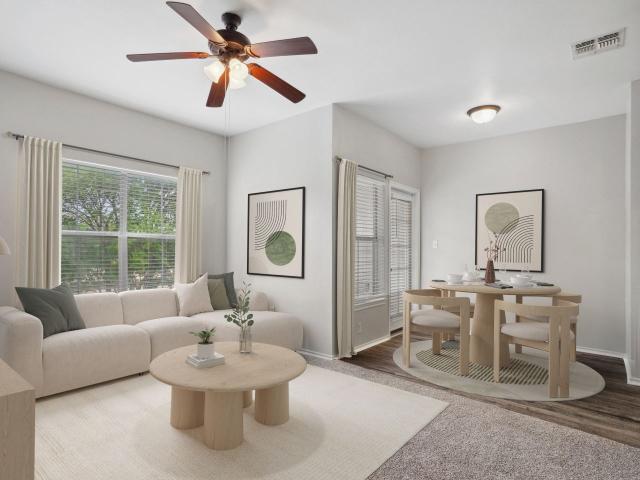 2 BR, 2 BA Apartment 971 East Sanford Street Unit 3213, Arlington, TX 76011