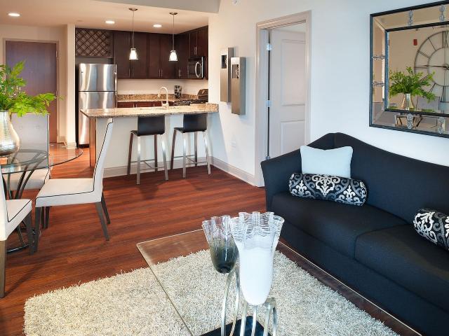 2 BR, 2 BA Apartment 9750 Crescent Park Cir Unit 301, Orland Park, IL 60462