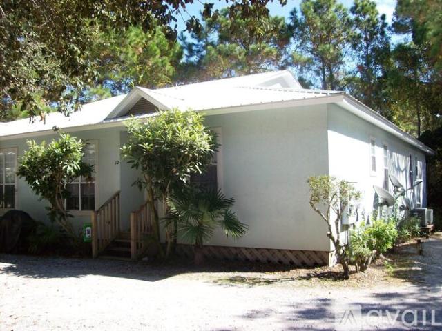 2 BR, 2 BA Apartment 980 Mack Bayou Rd, Unit 12, Santa Rosa Beach, FL 32459