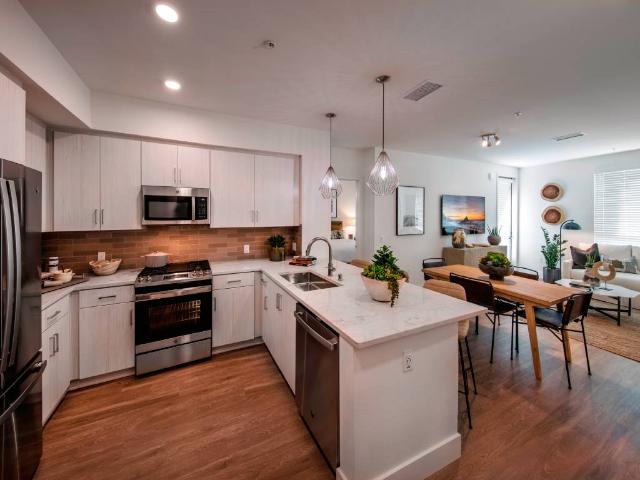 2 BR, 2 BA Apartment 9840 Carroll Canyon Rd Unit 2 112, San Diego, CA 92131