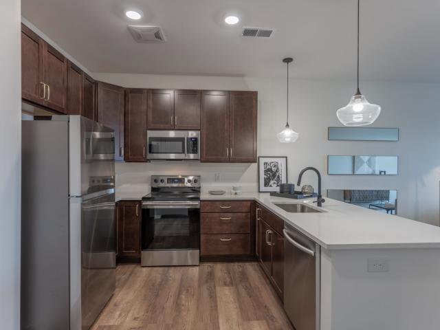 2 BR, 2 BA Apartment 999 Wareham Drive Unit 330, Cincinnati, OH 45202