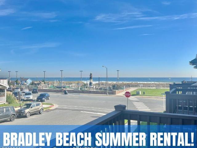 2 BR, 2 BA Apartment 99 McCabe Ave, Bradley Beach, NJ 7720