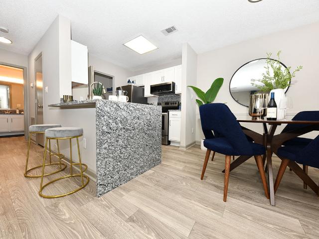 2 BR, 2 BA Apartment 99 Ascension Dr Unit F110, Asheville, NC 28806